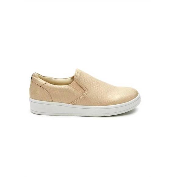 Coconuts by Matisse | Shoes | New Coconuts By Matisse Kids Lil Gradient ...